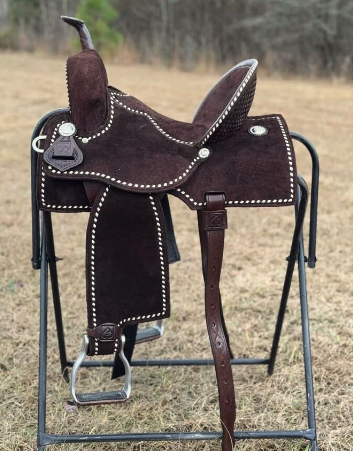 CHOCOLATE LIGHTWEIGHT SQUARE SADDLE | WHITE BUCKSTITCH – Josh Andrews ...